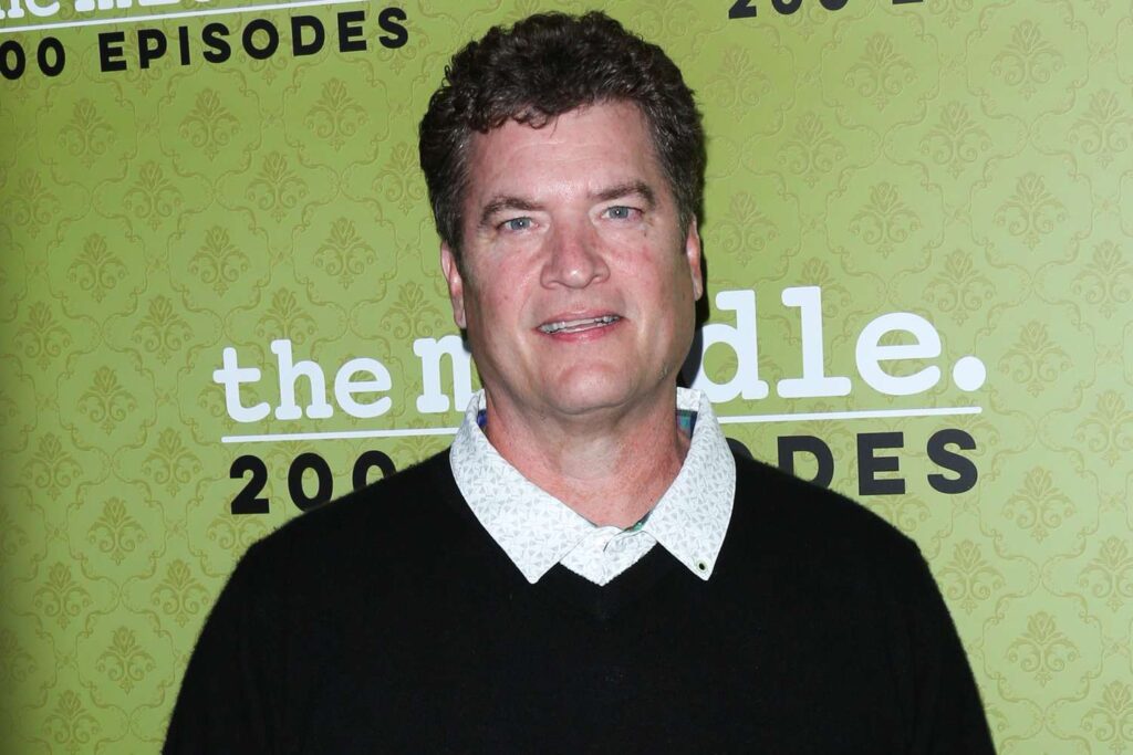 Who Was Pat Finn? Inside the Life of The Middle and Friends Actor Amid ...